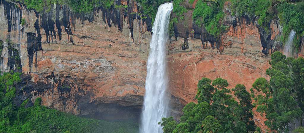 SIPI FALLS - Standard Gorilla Safaris